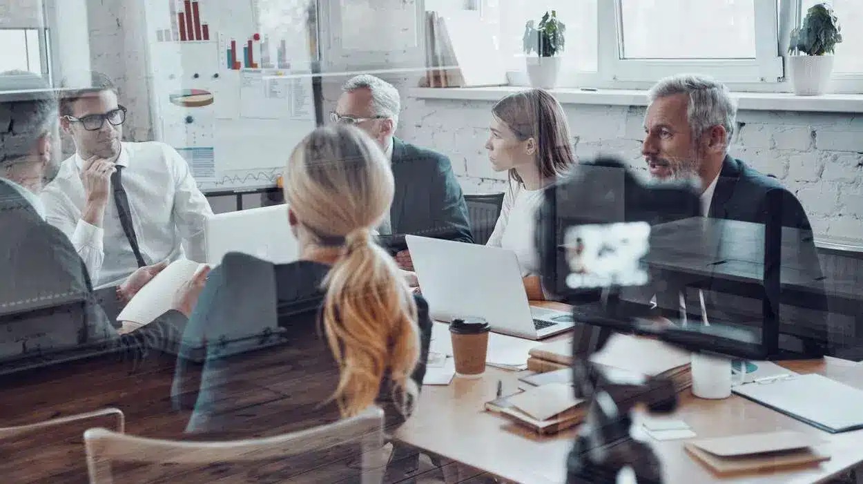 LE TRANSFERT DE COMPÉTENCES : UN ENJEU MAJEUR POUR LES ENTREPRISES - Valtus